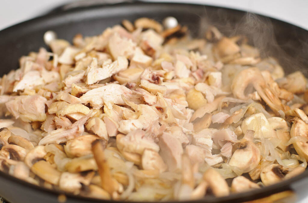 Kremalı Tavuk Emense Tarifi (Piliç Emense) | Ege Pazarından